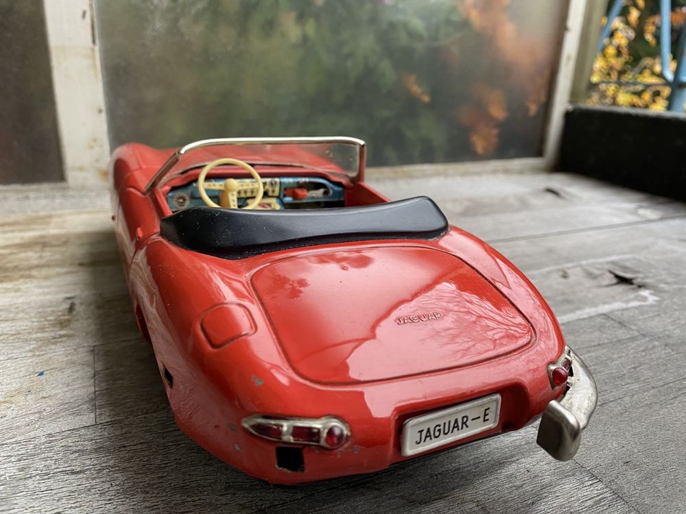 Altes Blech Spielzeug Auto Jaguar Typ E (Defekt) in Bern für CHF 40 ...