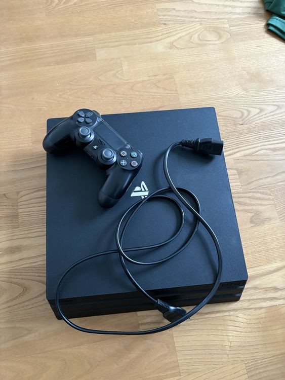 Playstation 4 mit Controller | Kaufen auf Ricardo