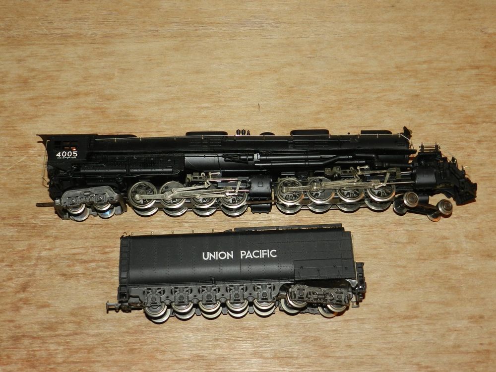 Rivarossi H0 GL D-Lok Big Boy der UP Nr. 4005 (Gebraucht) in Jona für ...