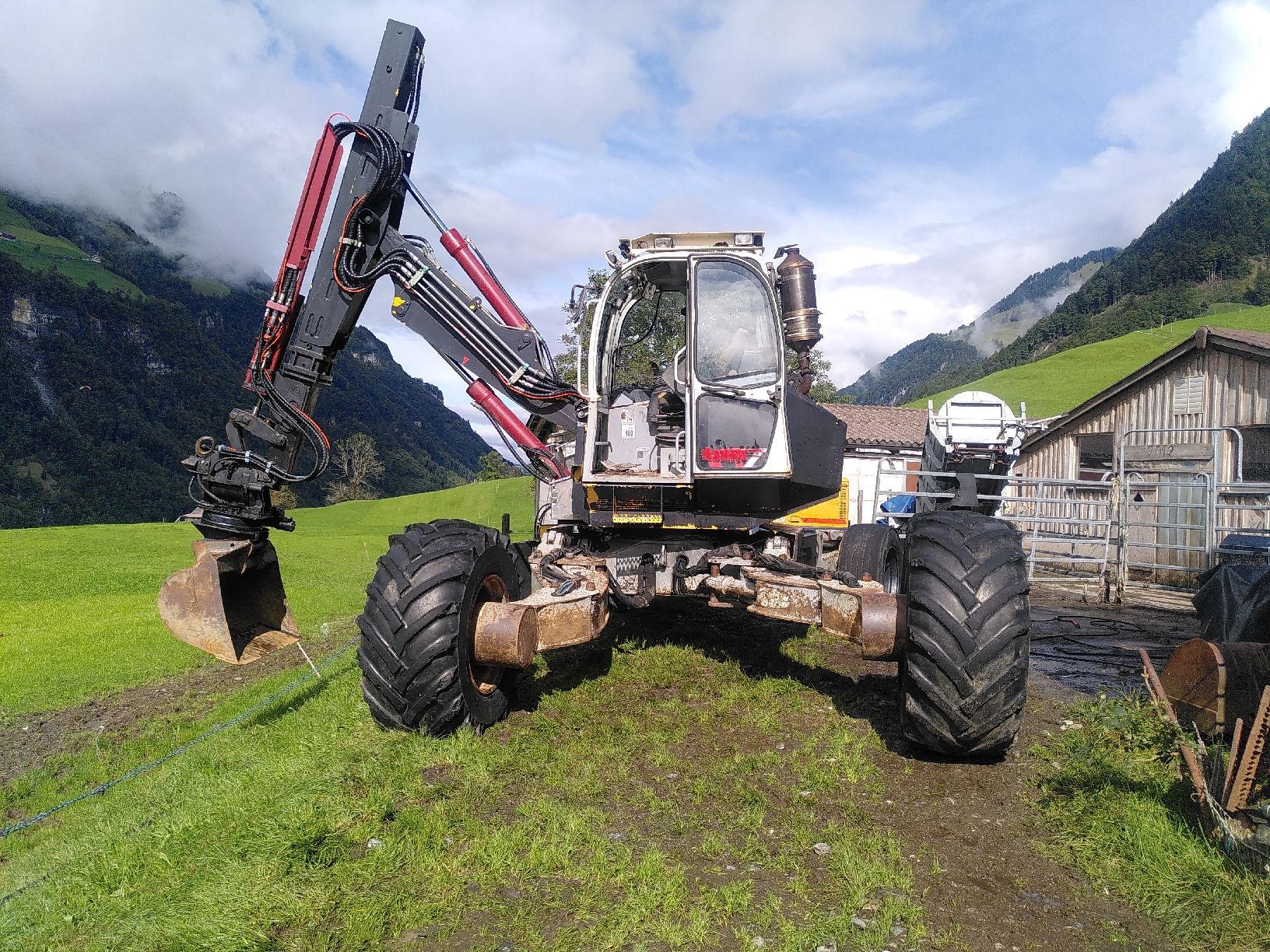 Menzi Muck (Gebraucht) in Grafenort für CHF 25000 – nur Abholung auf ...
