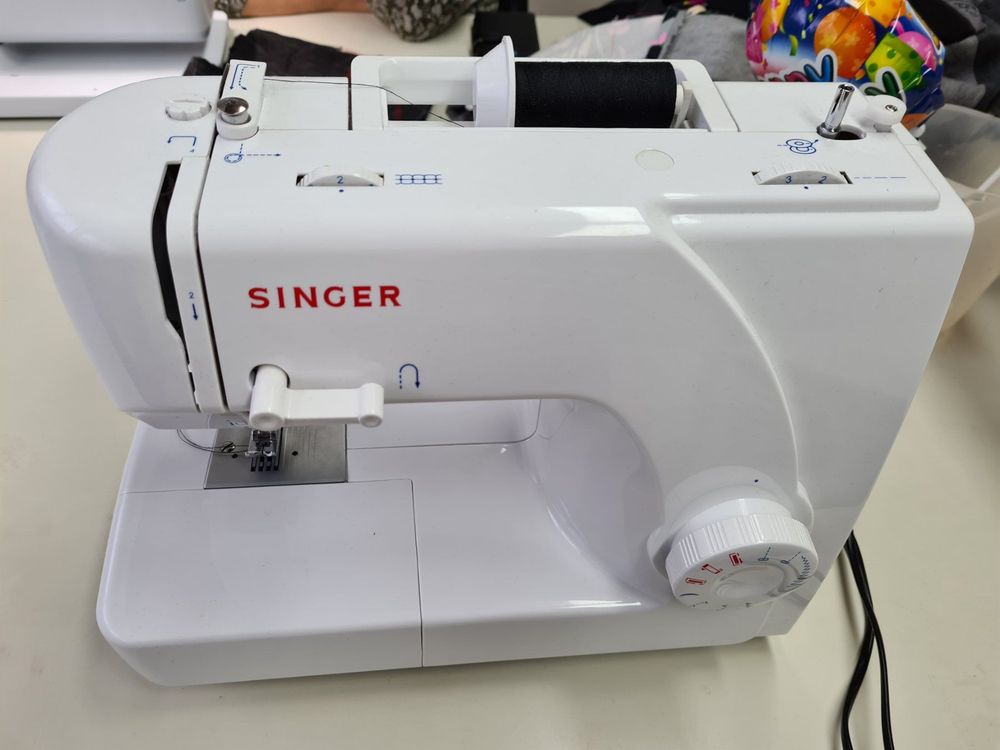 Singer Nähmaschine 1507 (Gebraucht) in Wil SG für CHF 81 – mit ...