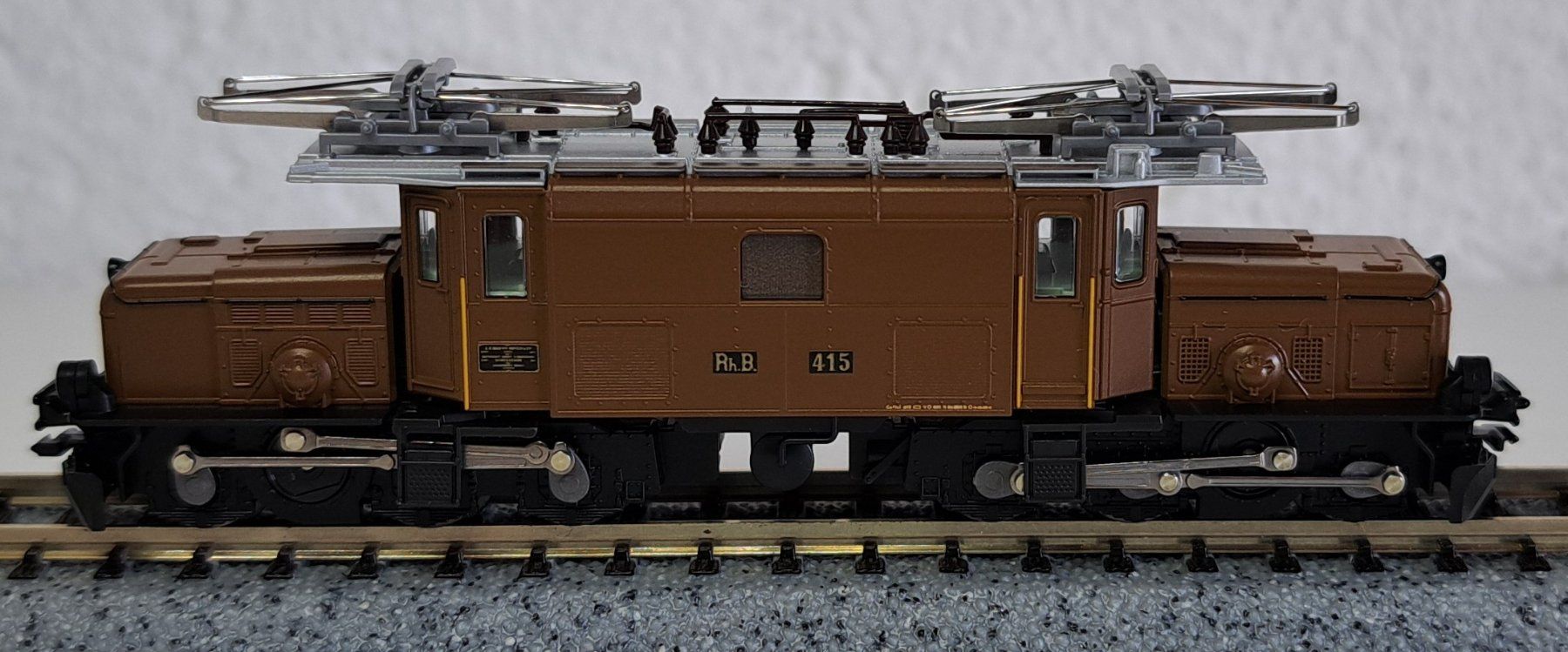 RhB Set Krokodil Ge 6/6-I 415 + 4 Wagen Analog Kato Neu OVP (Neu und ...