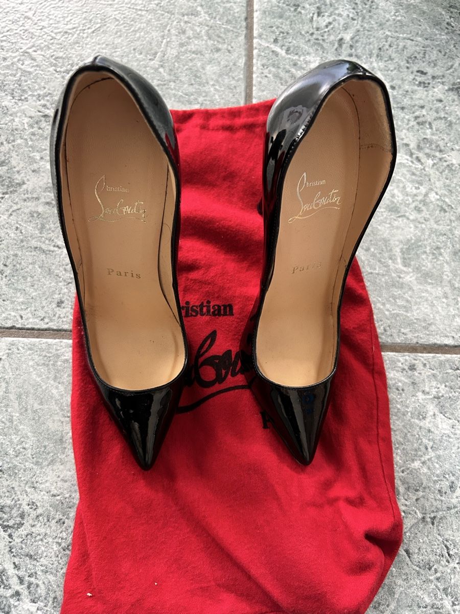 Christian Louboutin (Usato) a Montagnola per CHF 100 – con consegna ...