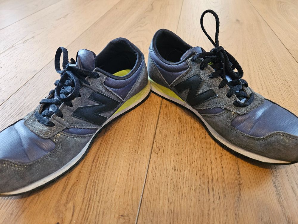 New Balance sneakers 40.5 mais ça va aussi pour un 40 (D'occasion) à ...