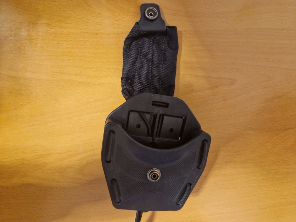 Handschellen Holster Universell (Gebraucht) in Felben-Wellhausen für ...