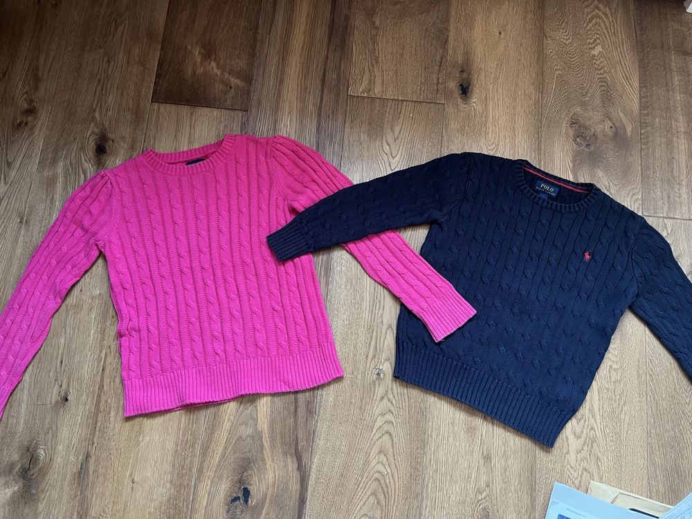 2 pullover torsadés 7 et 8 ans (D'occasion) à Zürich pour CHF 45 – avec ...
