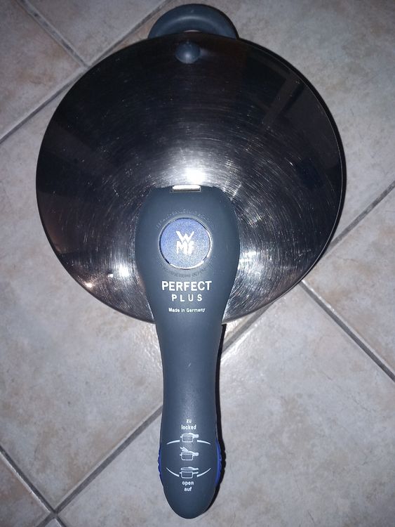 WMF Schnellkochtopf Perfect Plus Edelstahl 22 cm, (Neu (gemäss Beschreibung)) in neuhausen am ...