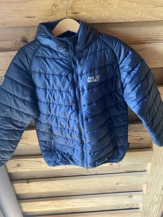 Jack Wolfskin Jacke Zenon Gr. 128 (Gebraucht) in Saanenmöser für CHF 45 – mit Lieferung auf ...