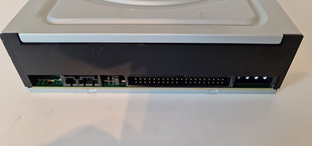 Sony DVD/CD Optiarc Inc. DVD/CD Laufwerk (SATA) (Gebraucht) in ...