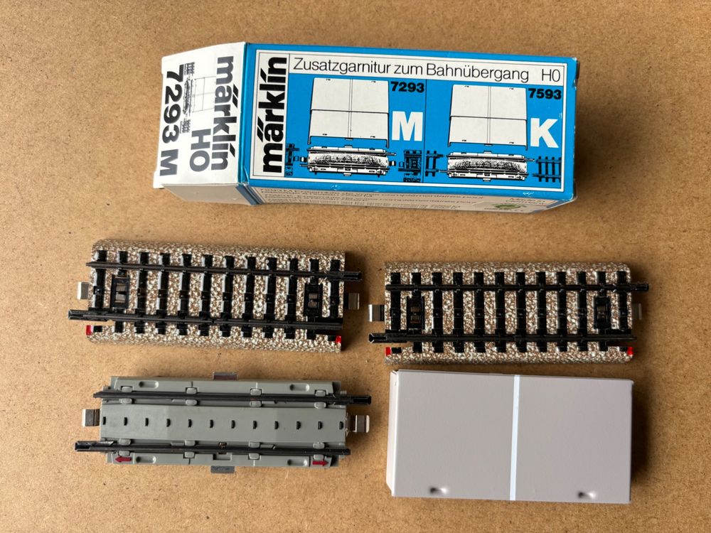Marklin 7293 M Gleis Zusatzgarnitur für Bahnübergang 7292 (Neu und originalverpackt) in ...