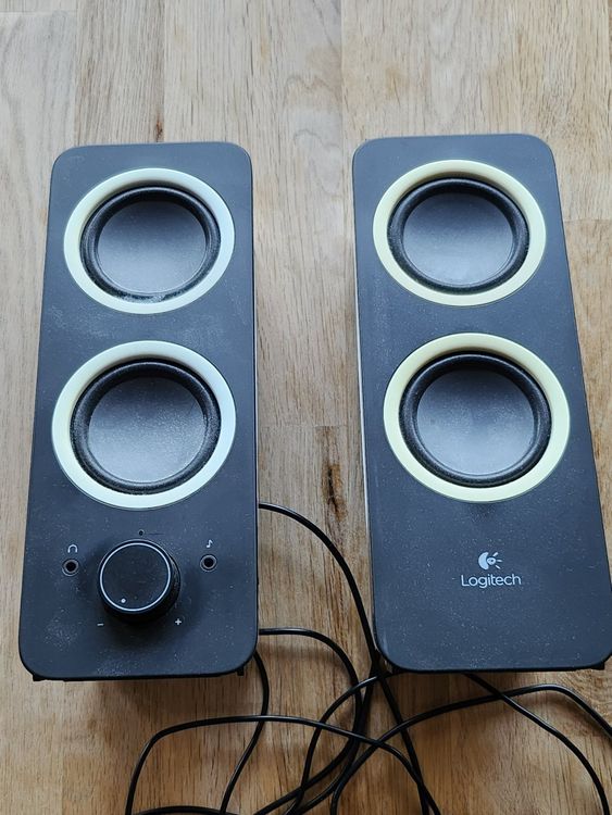 Logitech PC Boxen Lautsprecher (Gebraucht) in Matzingen für CHF 1 – mit ...