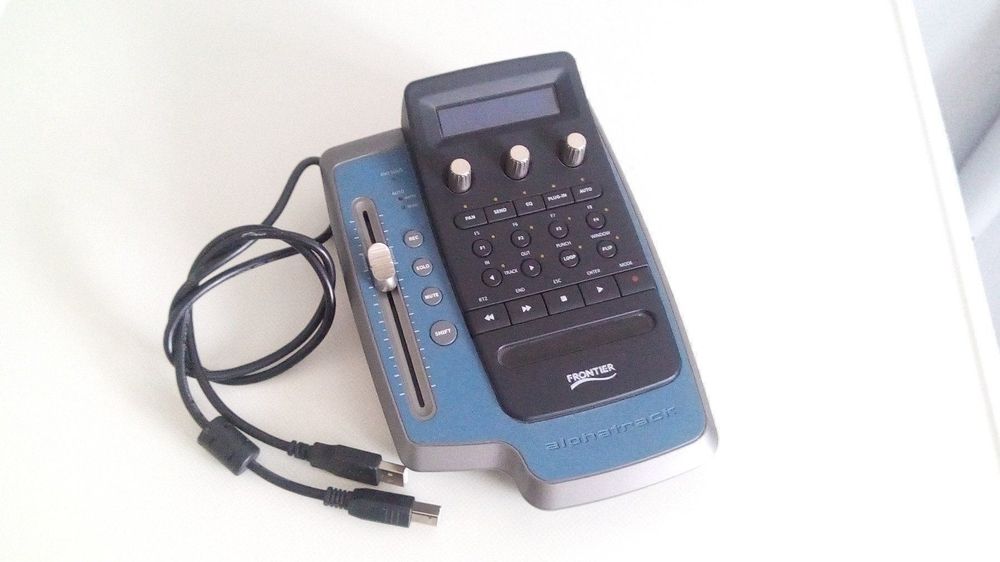 Frontier Alphatrack USB Controller (Gebraucht) in für CHF 29 – mit ...
