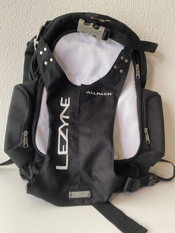 Lezyne Allpack Velorucksack (Gebraucht) in Mellingen für CHF 25 – mit ...