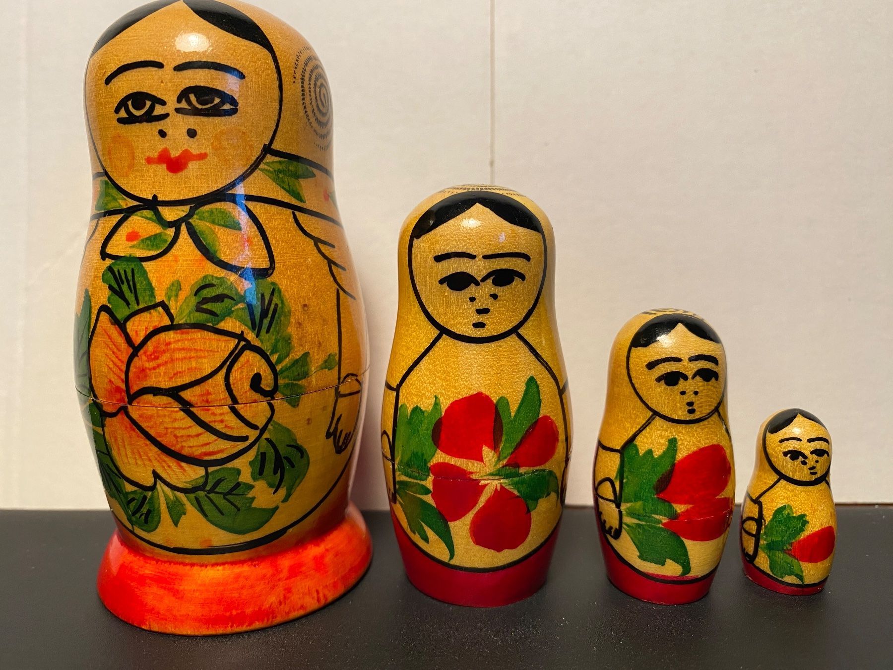 Vintage Matroschka - Babuschka, 4-teilig, Holz, Höhe 9 cm (Gebraucht ...