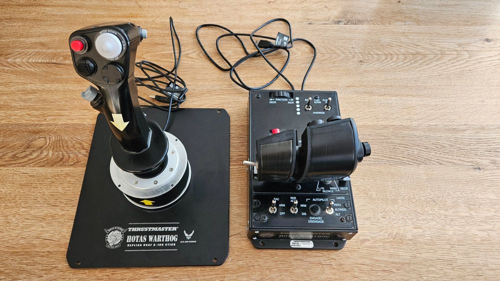 Thrustmaster HOTAS Warthog Joystick & Throttle PC (Gebraucht) in ...