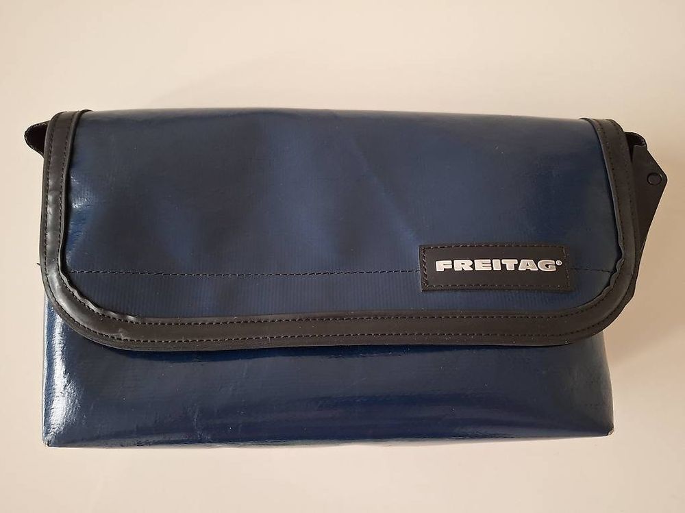 Freitag Hawaii Five-0 (Gebraucht) in Basel für CHF 110 – mit Lieferung ...