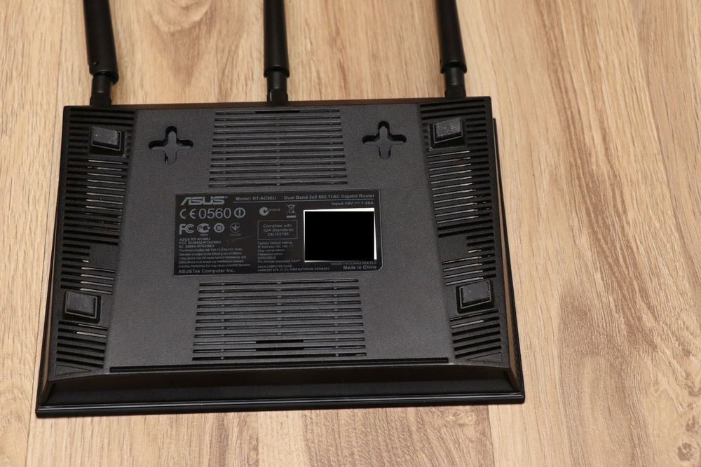 ASUS RT-AC66U Router, 100% Funktionsfähig!! (Gebraucht) in Dotzigen für ...