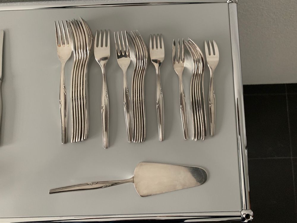 Silberbesteck BERNDORF (Gebraucht) in Liestal für CHF 50 – mit Lieferung auf Ricardo kaufen