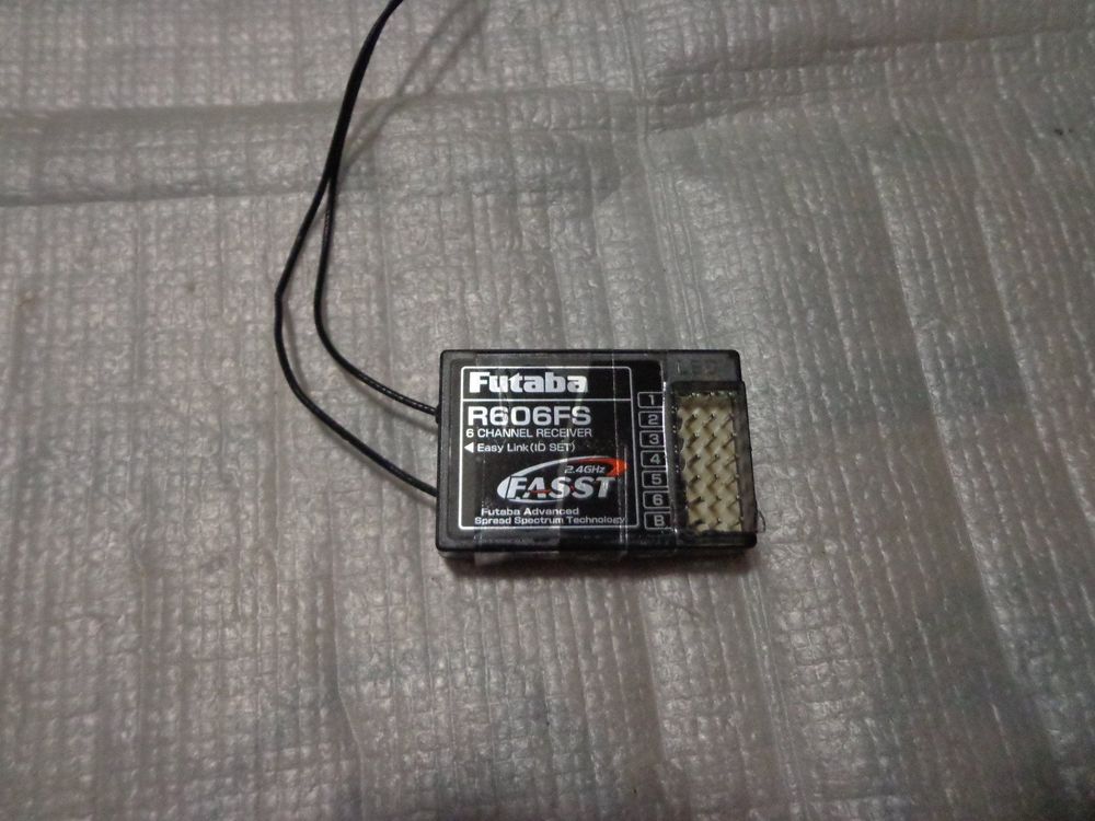 Futaba Empfänger R606FS, 2.4GHz (Gebraucht) in Camorino für CHF 49 ...
