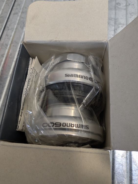 Neuer Retro Steuersatz Shimano 600 unten silber (Neu und ...