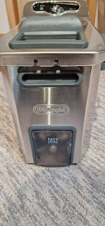 DeLonghi PremiumFry Fritteuse | Kaufen auf Ricardo
