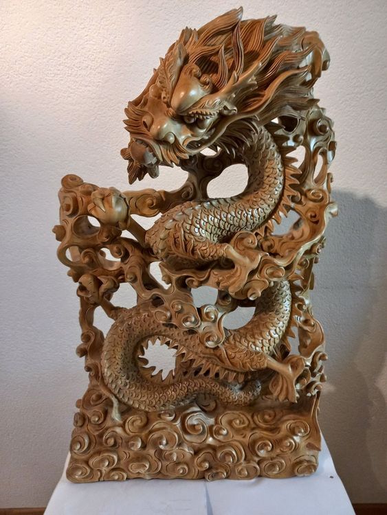 Drachen aus Holz geschnitzt (Gebraucht) in Neuendorf für CHF 50 – nur ...