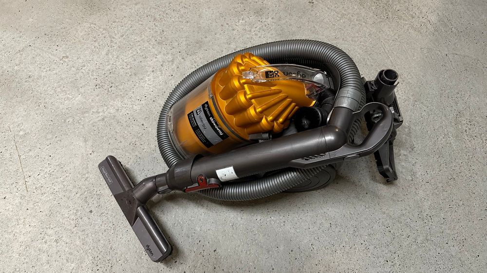 Dyson DC32 Allergy (Stowaway) (Gebraucht) in für CHF 122 – nur Abholung ...