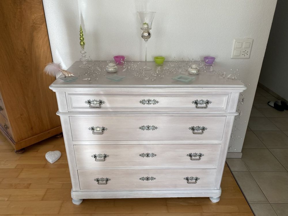 Kommode mit Charme im Shabby Chic Stil | Kaufen auf Ricardo