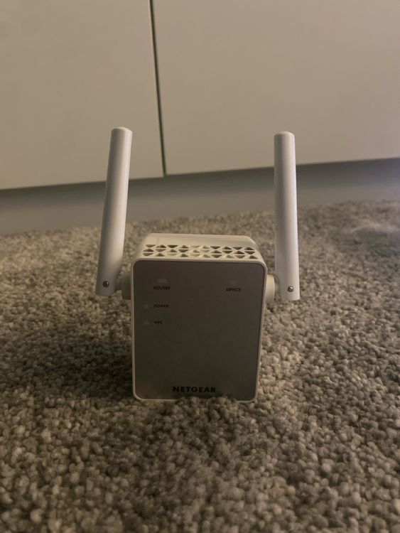 Netgear rax10 und Verstärker (Neu (gemäss Beschreibung)) in Oberwil BL ...
