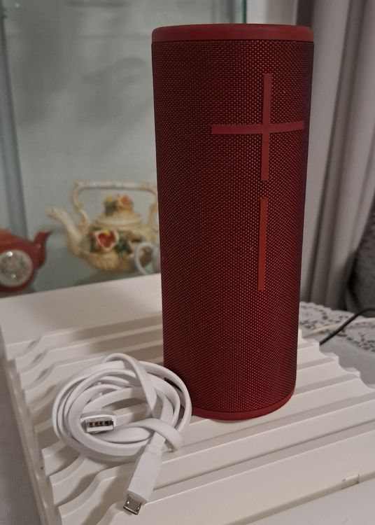 Bluetooth Boxe Boom3 ULTIMAT EARS mit USB Kabel | Kaufen auf Ricardo