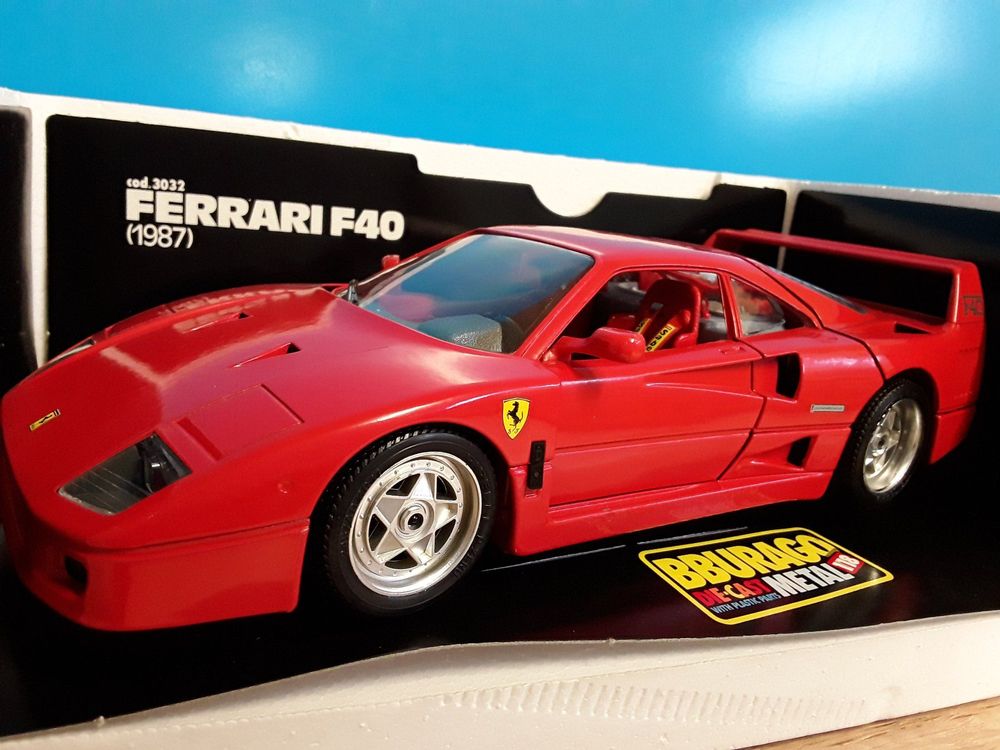 Modellauto __ Ferrari F40 __ 1987 __ Bburago __ 1:18 | Kaufen auf Ricardo