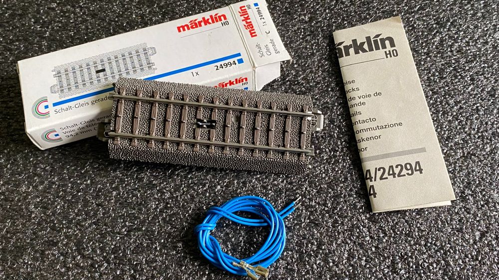 Märklin 24994 2 C Schalt-Gleis gerade 94,2 mm (Gebraucht) in Hünenberg ...