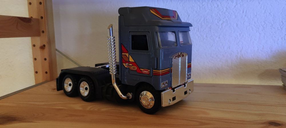 Mask Truck Bulldoze/Bulldog (Gebraucht) in Thörigen für CHF 50 – mit ...