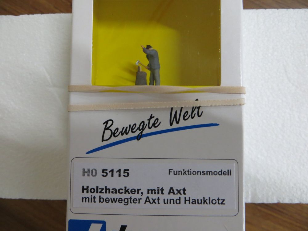 Viessmann Holzhacker mit Axt + Soundmodul, HO, 5115 + 5570 (Neu (gemäss ...