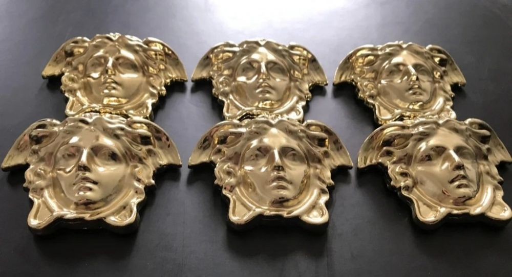 6 Stück Medusa Versace Logo (Neu und originalverpackt) in Fruthwilen ...