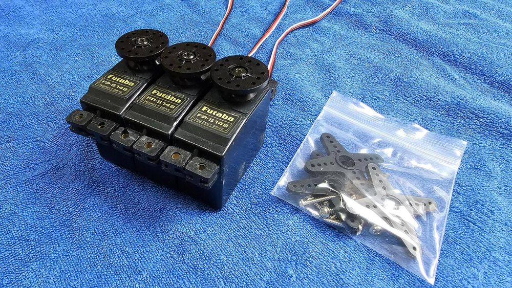 Servos Futaba FP-S148 3 Stück | Kaufen auf Ricardo