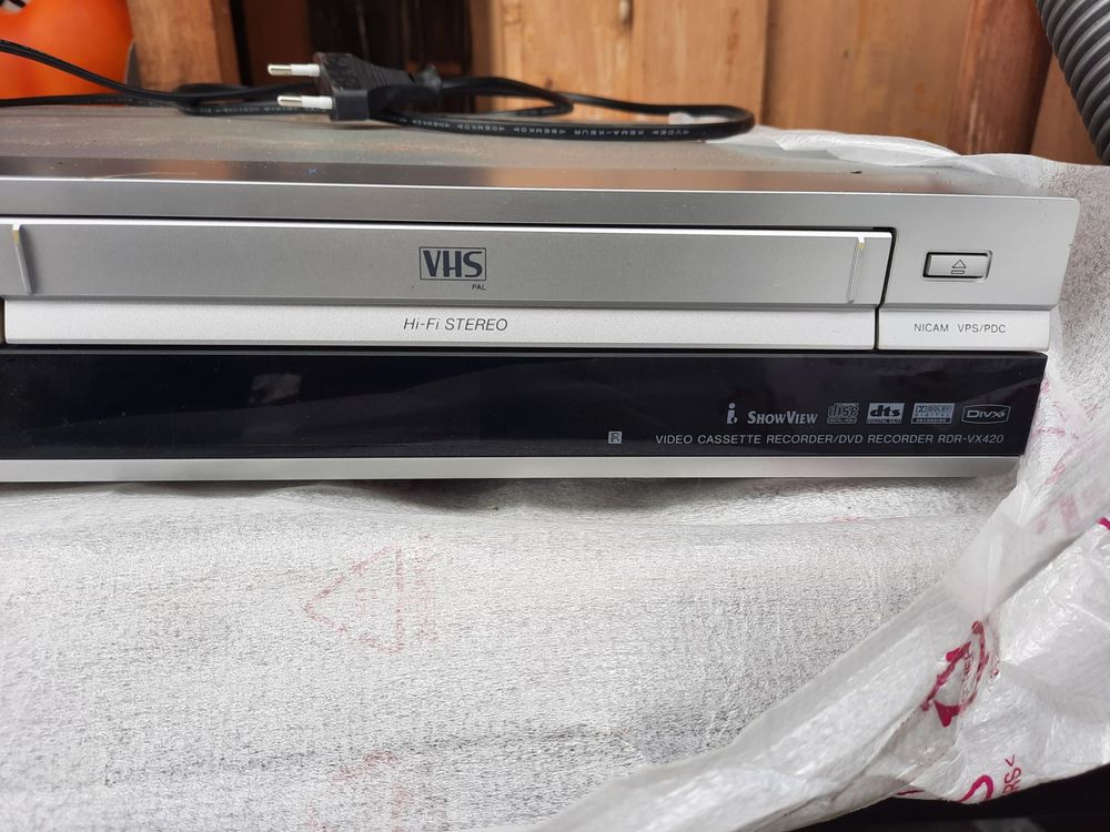 DVD und VHS Recorder Kombi Sony | Kaufen auf Ricardo