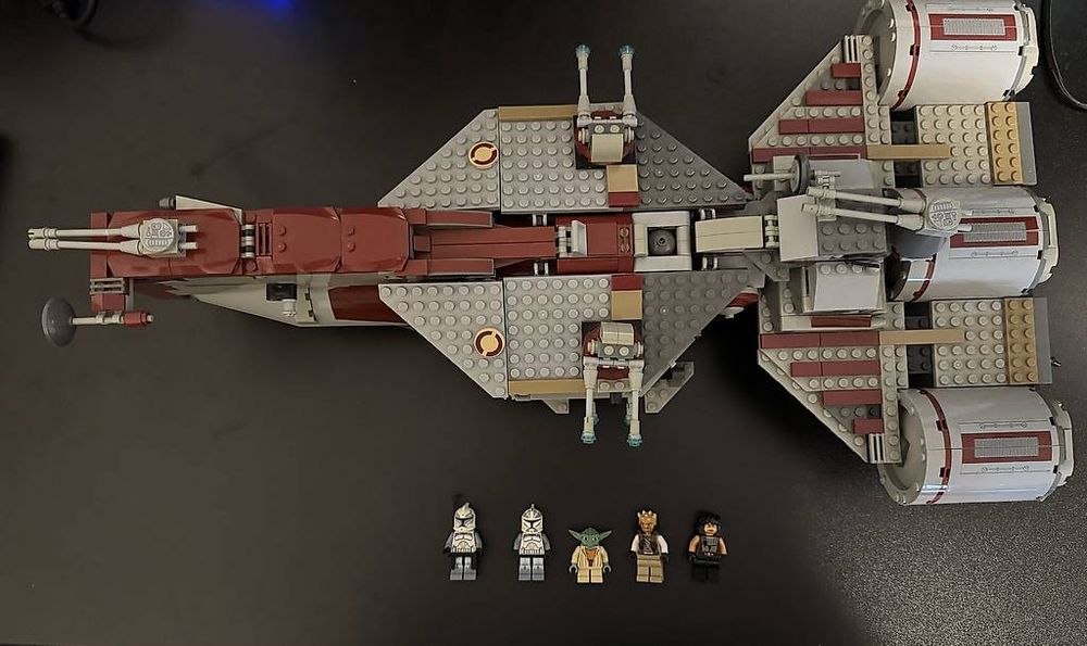 LEGO Star Wars Republic Frigate 7964 (Gebraucht) in Frauenfeld für CHF ...