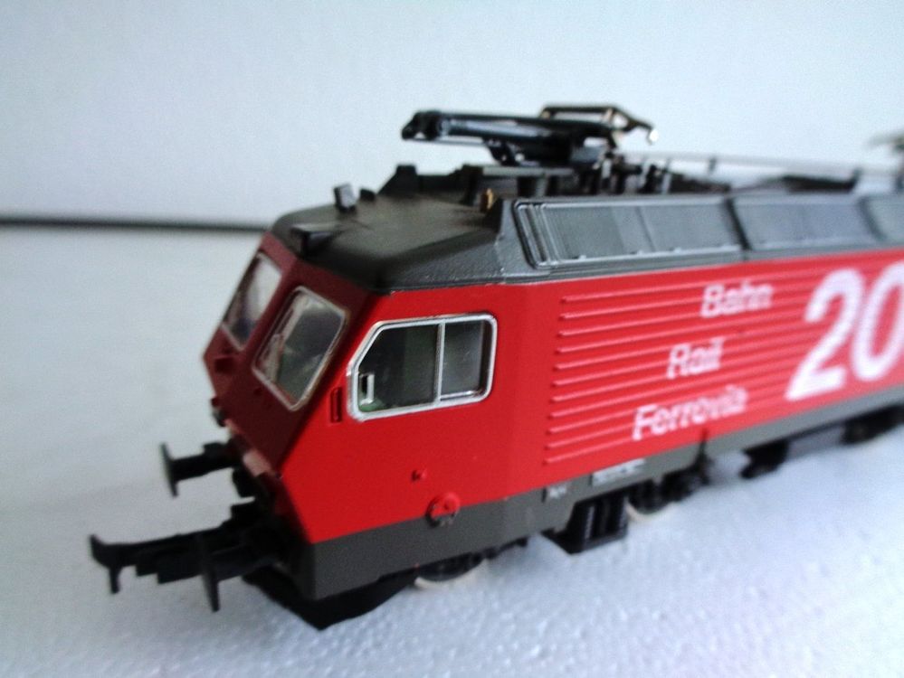 Roco 43512 SBB Re 4/4 lV rot, Bahn 2000, DC anlog mit OVP (Gebraucht) in Adlikon b.Regensdf für ...