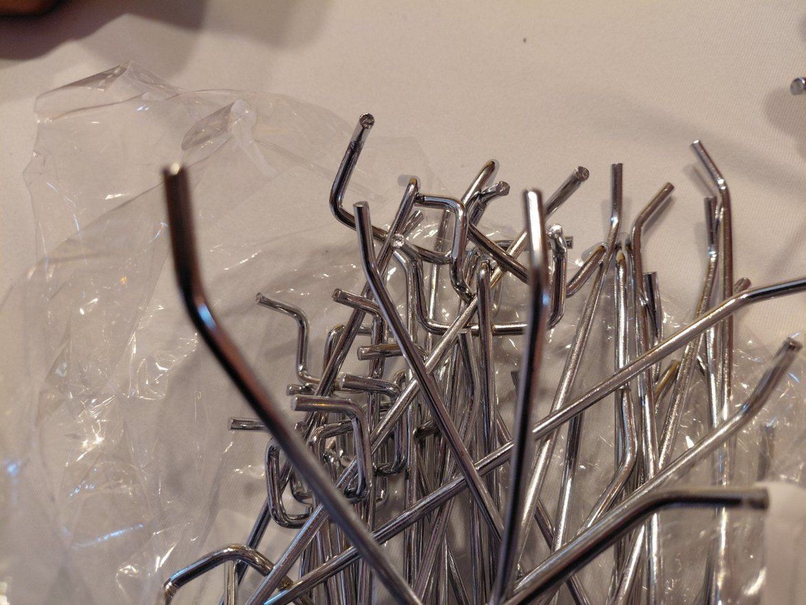 50x Lochwandhaken Haken Lochwand - Crochet de présentation (Neu und ...