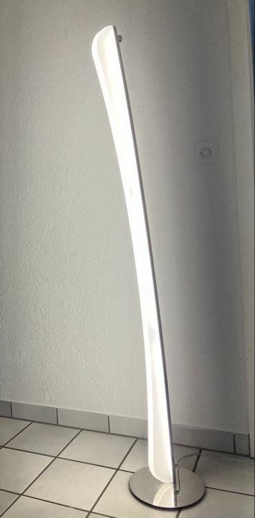 Moderne LED Stehlampe, neuwertig, Top Zustand, Metal (Gebraucht) in ...