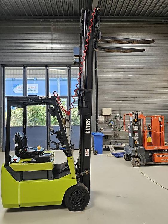 Clark CTM 10 Gabelstapler mit RAVAS Wägesystem (Gebraucht) in Pfungen für CHF 12000 – nur ...