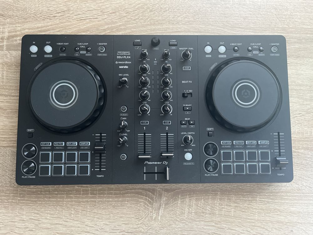 Pioneer DDJ-FLX 4 - Wie neu! | Kaufen auf Ricardo