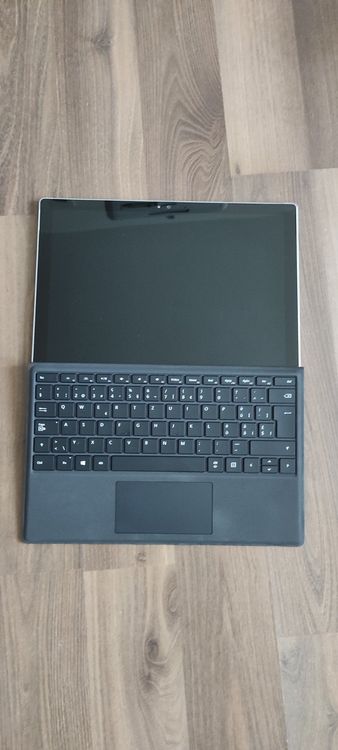 Surface Pro 4 i7-6650U (256GB) 8GB RAM (Gebraucht) in Schwarzhäusern für CHF 106 – nur Abholung ...
