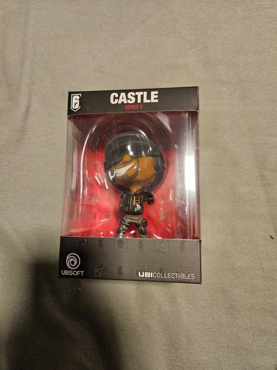 Rainbow Six Siege Castle Figur (Neu und originalverpackt) in Hergiswil ...