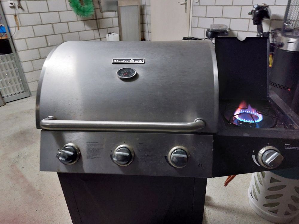 Gasgrill Master Cook 3 Brenner und Seitenbrenner (Gebraucht) in Kriens ...