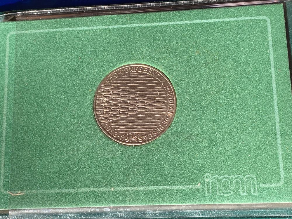 República Portuguesa,FAO 1984 BNC 250 Escudos (Neu (gemäss Beschreibung)) in Unterwasser für CHF ...