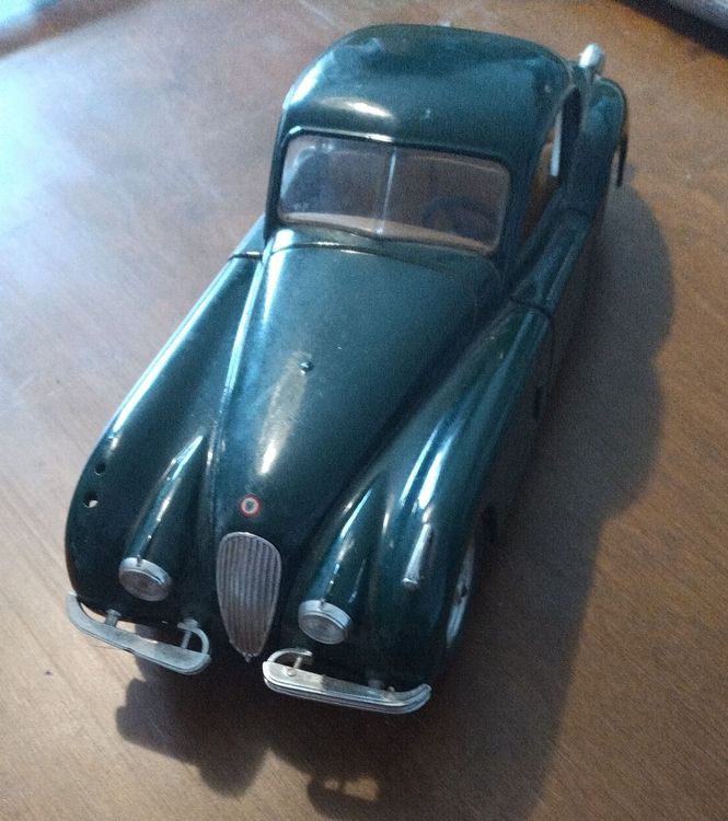 Klassisches Jaguar XK120 Modellauto, Sammlerstück! (Gebraucht) in ...