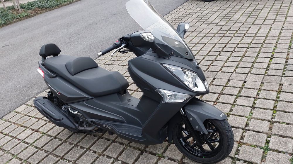 Motorrad SYM GTS 300i schwarz / matt, geprüft 02/2023 | Kaufen auf Ricardo