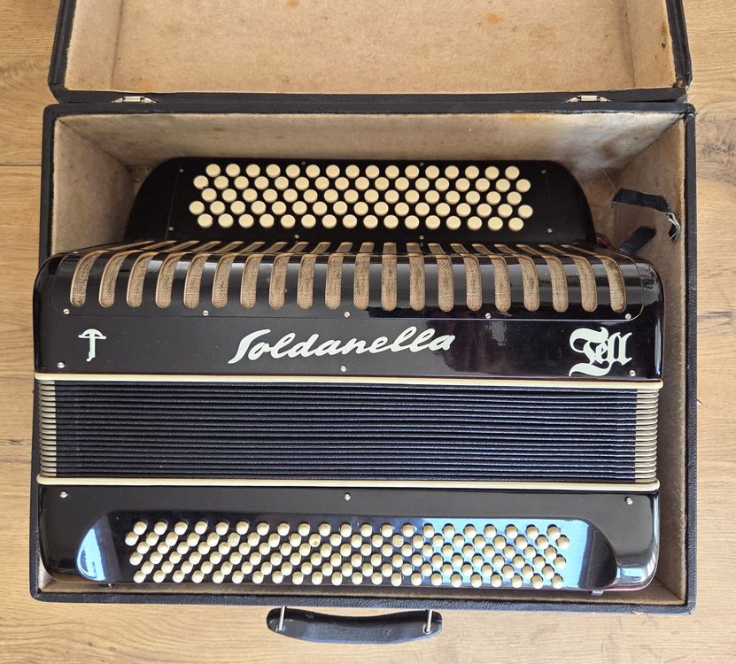 Handharmonika Soldanella (Gebraucht) in Kriens für CHF 98 – nur ...